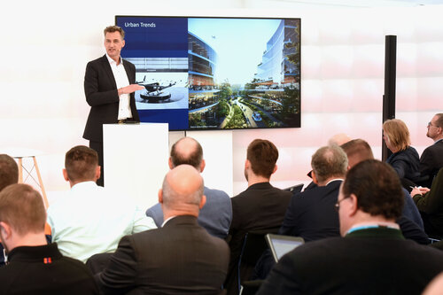 The programme of the IZB Live Stage: Become a speaker now